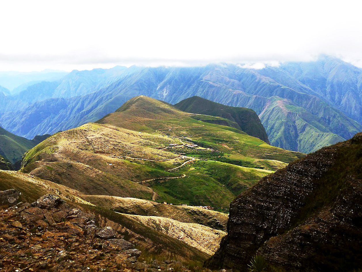 Viaje vertical al sexto cañón más profundo del mundo - Revista Nómadas